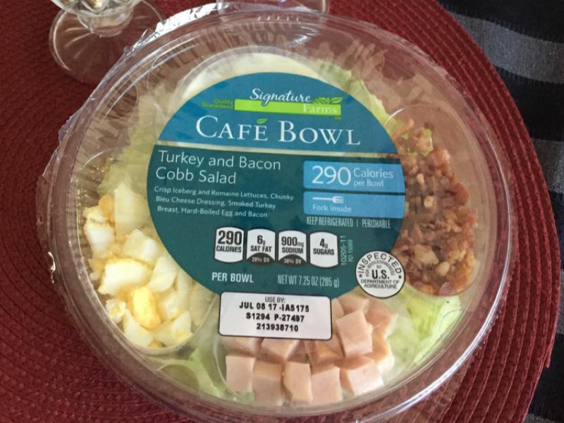 Safeway Cobb Salad Nutrition Facts - Eat This Much