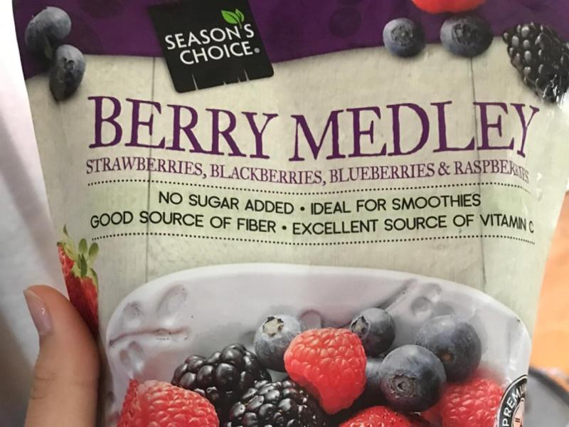 Season's Choice Berry Medley Nutrition Facts - Eat This Much